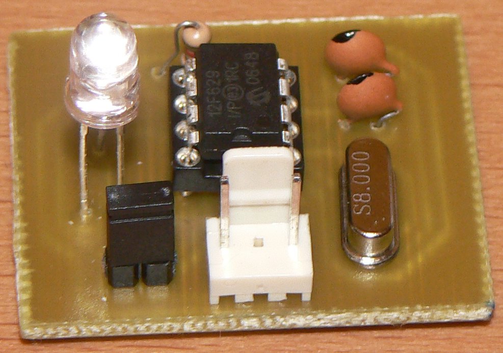 StrobLED, a quartz controlled LED stroboscopic light for turntables